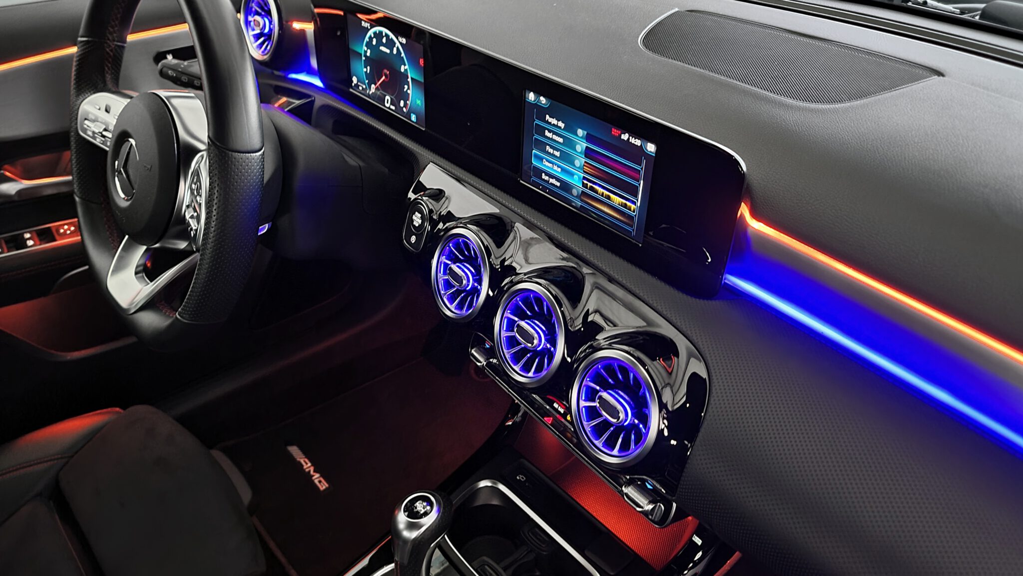 Ambientebeleuchtung für Mercedes CLA C118 + Einbau - CarHex