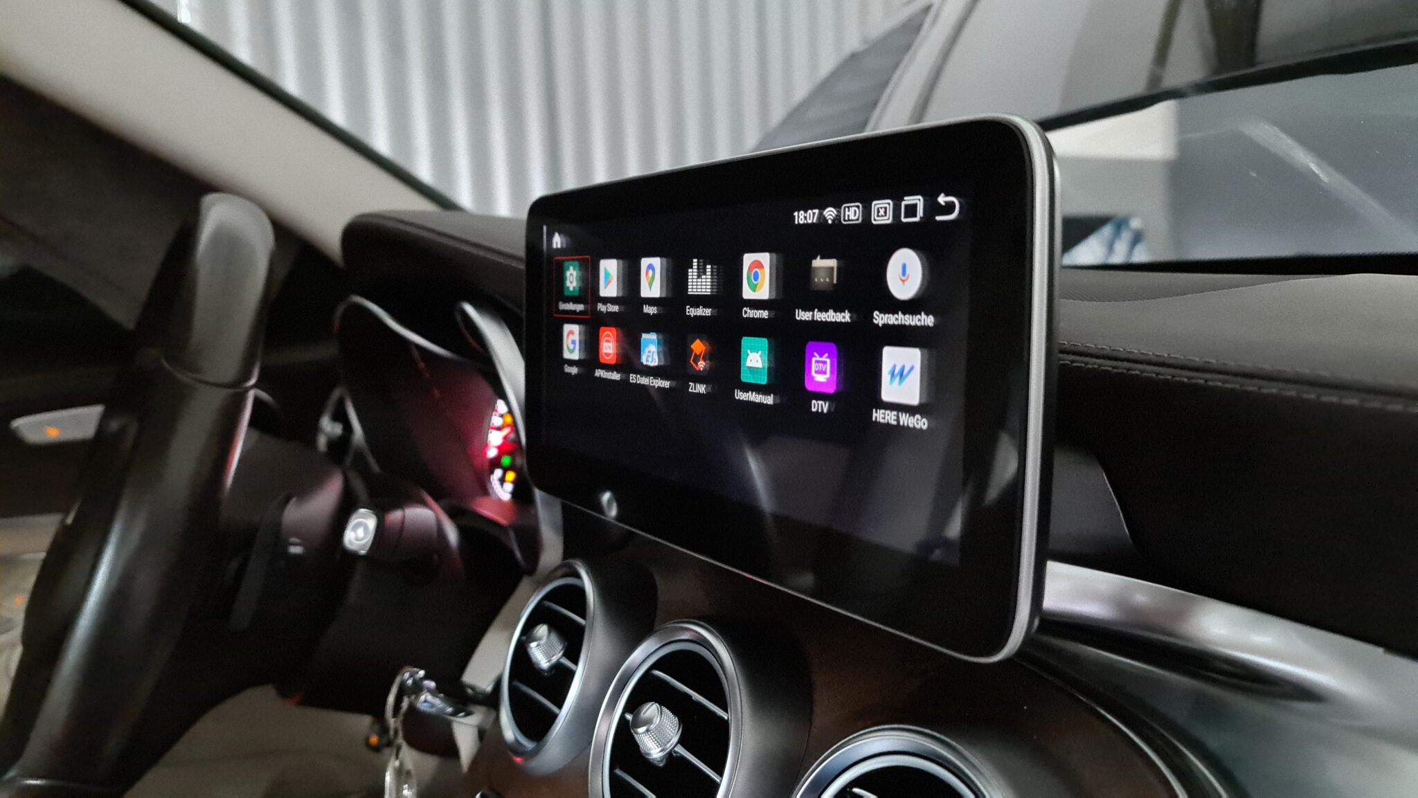 Android-Navi (+ CarPlay & Einbau) für Mercedes C-Klasse W205 - CarHex