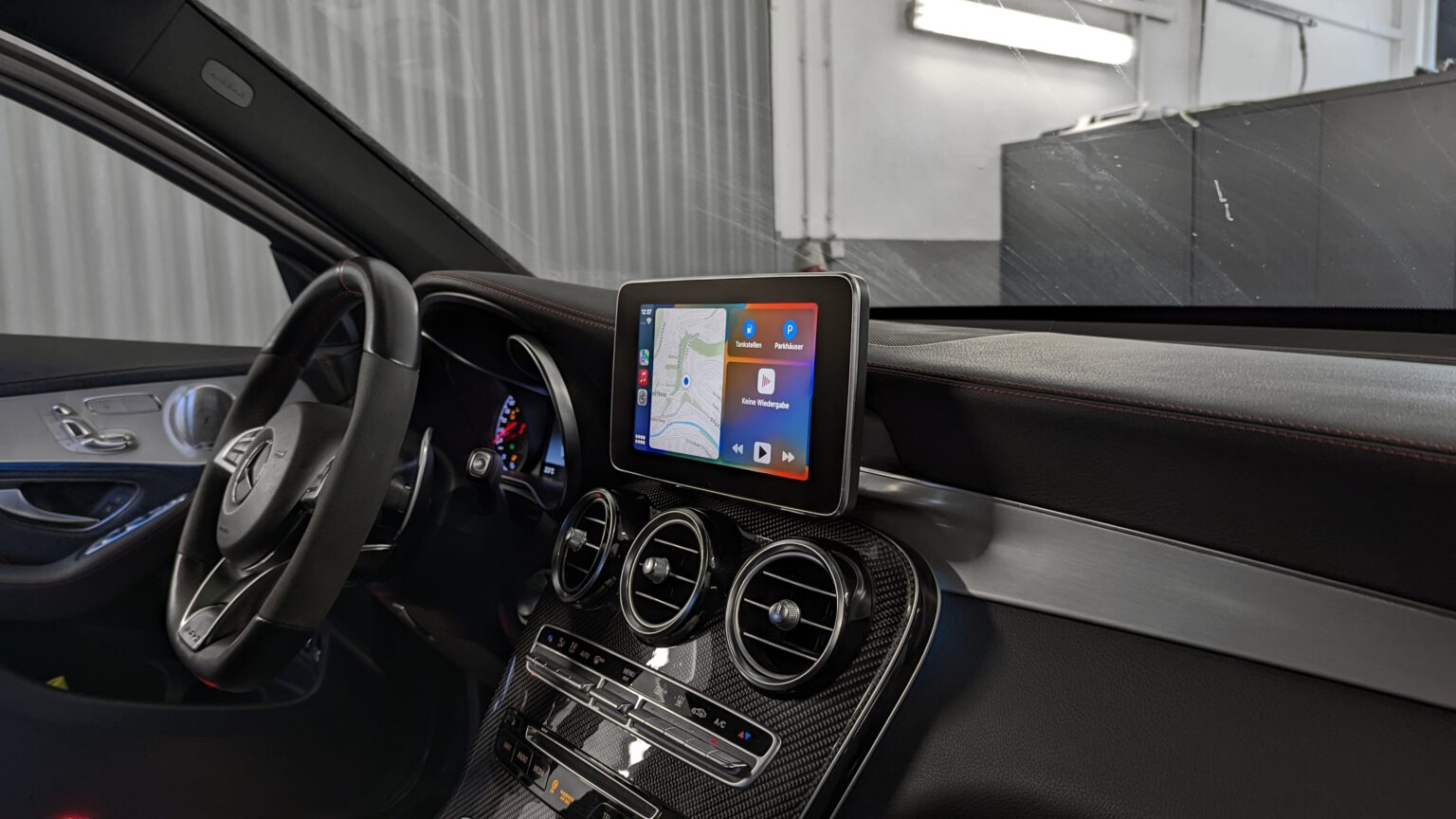 Apple-CarPlay & Android-Auto für Mercedes C-Klasse W205 - CarHex
